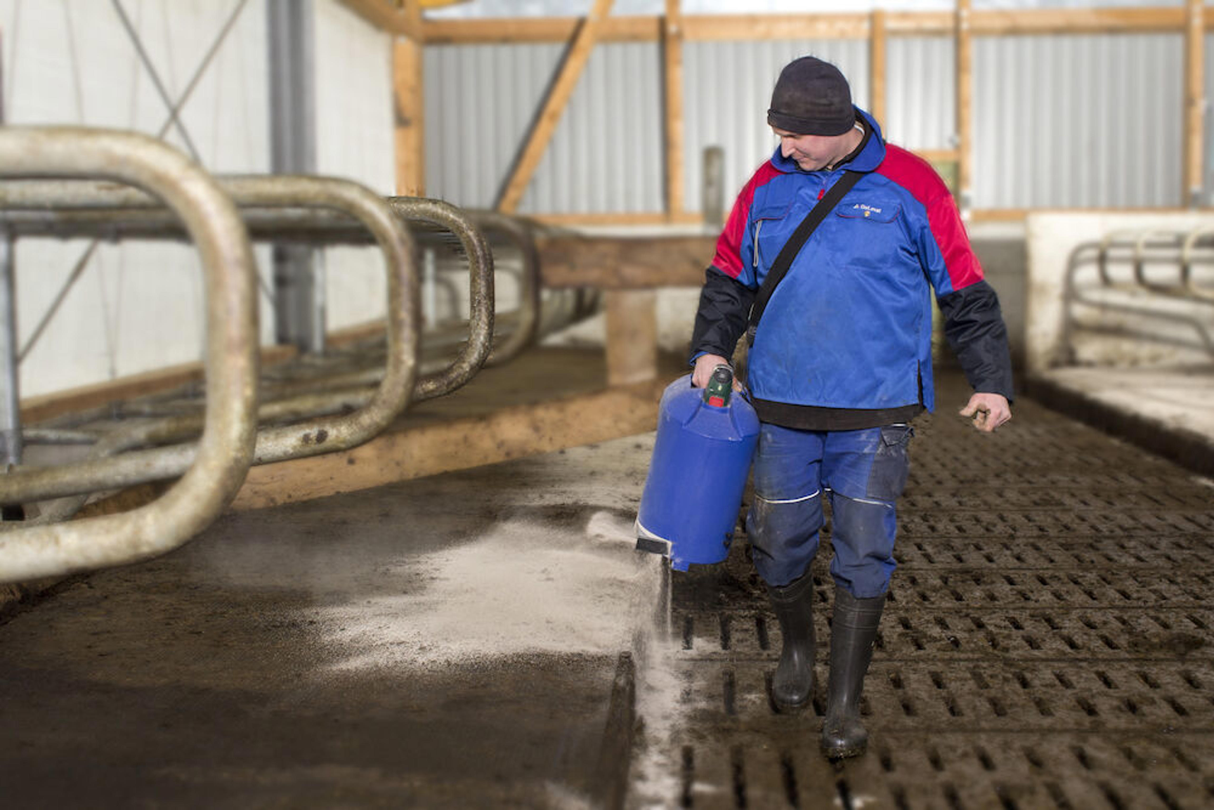 DeLaval bedding spreader MBS19 - DeLaval